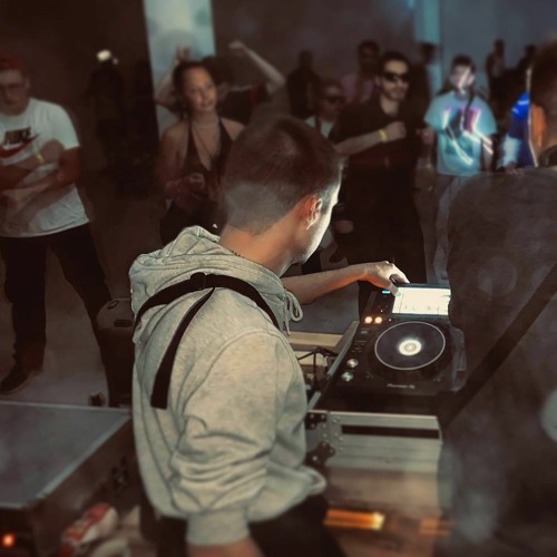 Stream CHRIS HAIN music | Listen to songs, albums, playlists for free ...