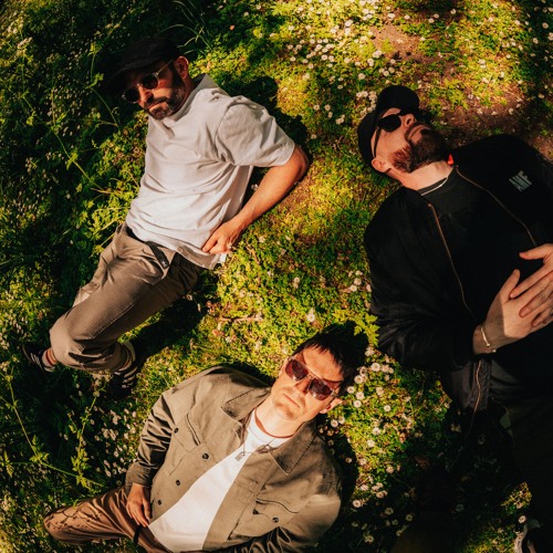 Stream ADELPHI MUSIC FACTORY music | Listen to songs, albums, playlists ...