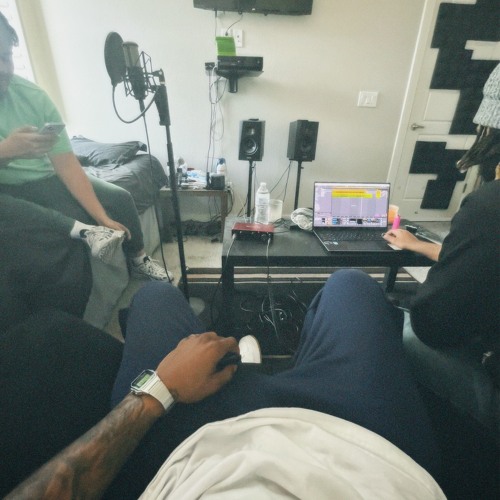 Stream Lee I.V. music | Listen to songs, albums, playlists for free on ...