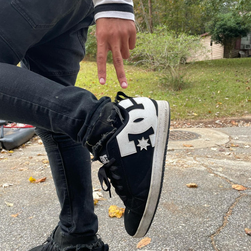 Stream kizz archive music | Listen to songs, albums, playlists for free ...