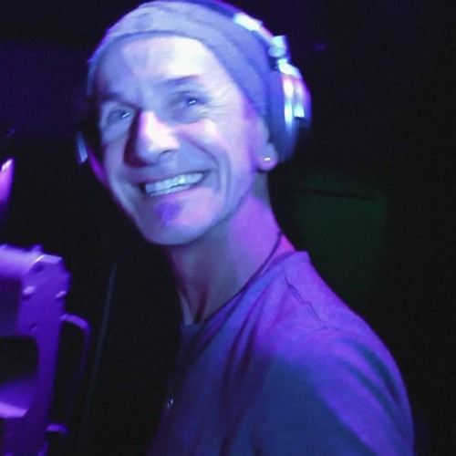 Stream Elvio Moratto Music Listen To Songs Albums Playlists For