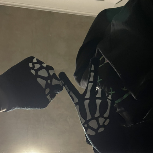 Stream King WRLD music | Listen to songs, albums, playlists for free on ...