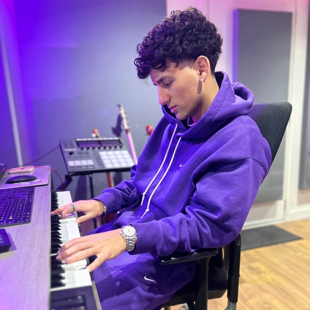 Stream Alex Kirsch music | Listen to songs, albums, playlists for free ...