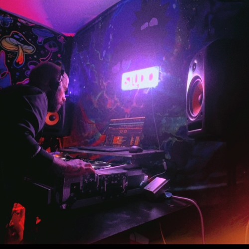 Stream 𝖙𝖍𝖊𝖋𝖎𝖓𝖊𝖘𝖙2.0 music | Listen to songs, albums, playlists for free ...