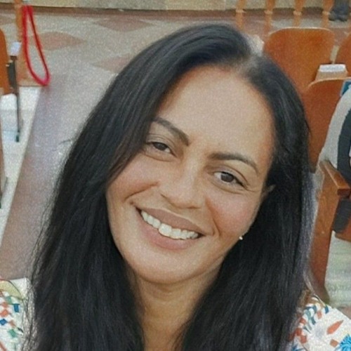 Stream Lúcia Moreira | Terapeuta Integrativa music | Listen to songs ...