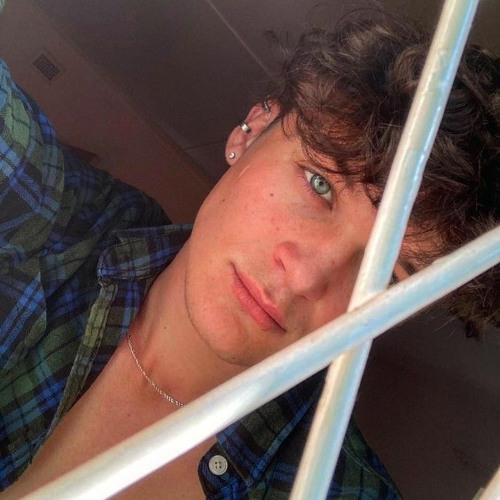 Stream Leslie Walker music | Listen to songs, albums, playlists for ...