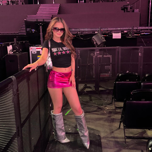 Stream Miranda Waade music | Listen to songs, albums, playlists for ...