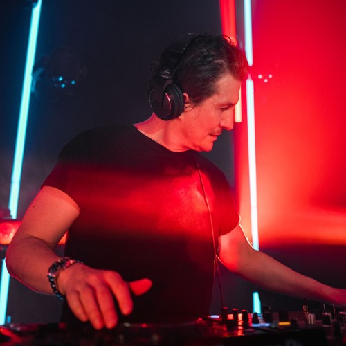 AVA CROWN & 1World & liquidfive - Lonely [ZEITGEIST (VIRGIN)]