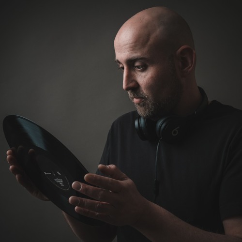 Pluto - World Behind [SCHALLMAUER]