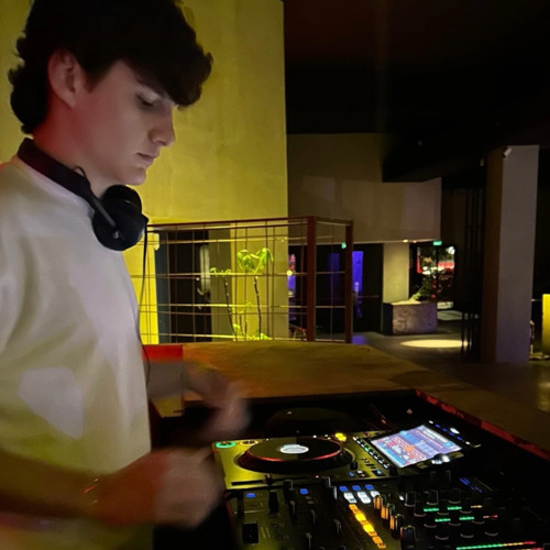 Stream GIUSEPPE RACCUGLIA music | Listen to songs, albums, playlists ...