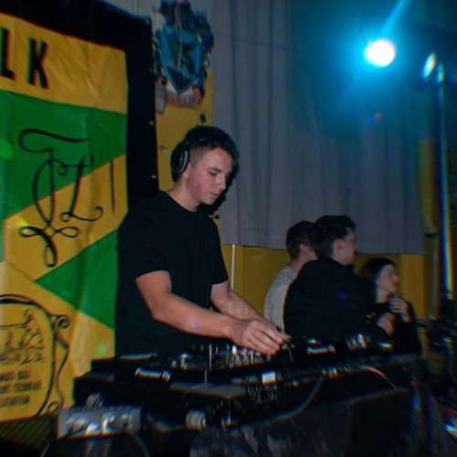 Stream Dj Darius music | Listen to songs, albums, playlists for free on ...