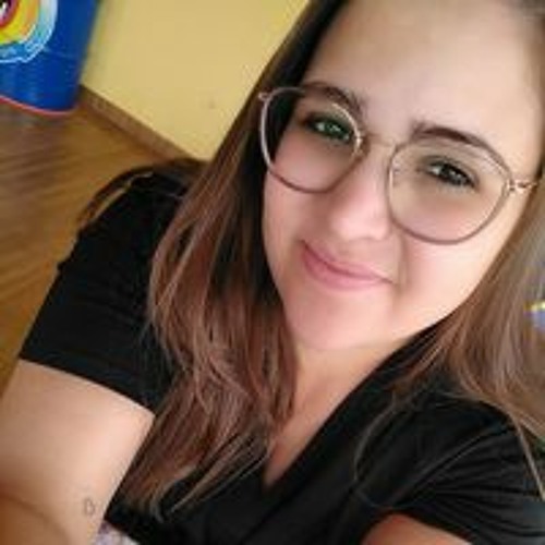 Stream Bia Pinheiro music | Listen to songs, albums, playlists for free ...