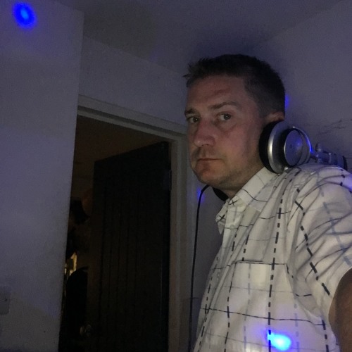 Stream Dj Onions Lockdown Mix Part 1 by Paul Onions | Listen online for ...