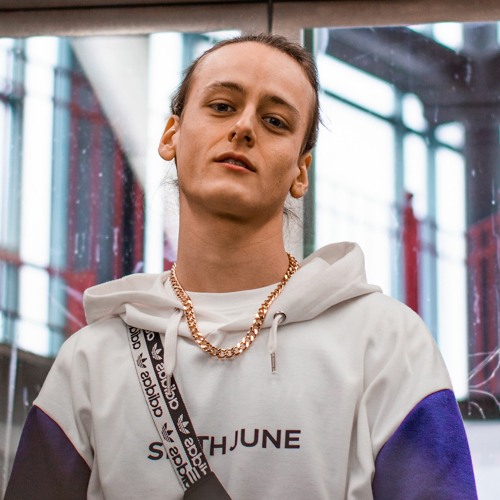 Stream D.A.R.I.O. official music | Listen to songs, albums, playlists ...