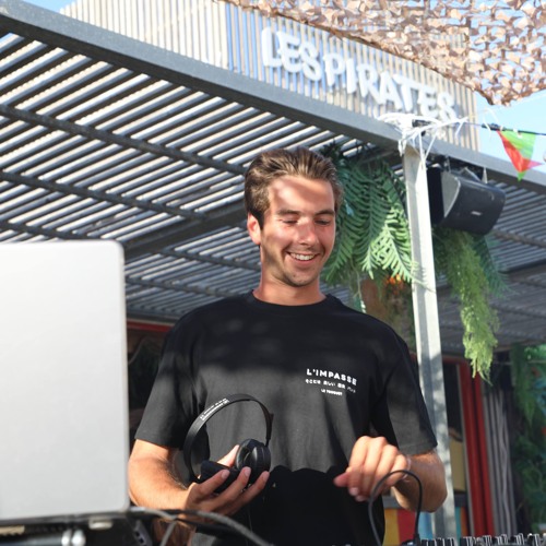 Stream Helix'Hear music | Listen to songs, albums, playlists for free ...