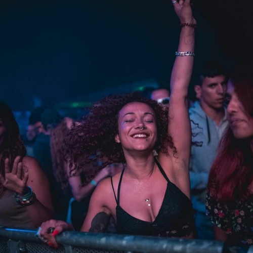 Stream Nádia Rodrigues Music Listen To Songs Albums Playlists For