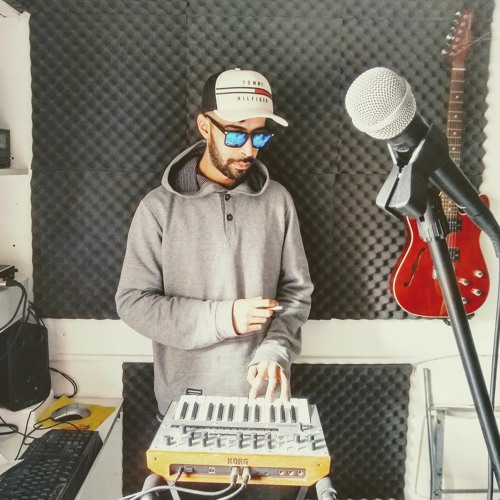 Stream Ale Ponce music | Listen to songs, albums, playlists for free on ...