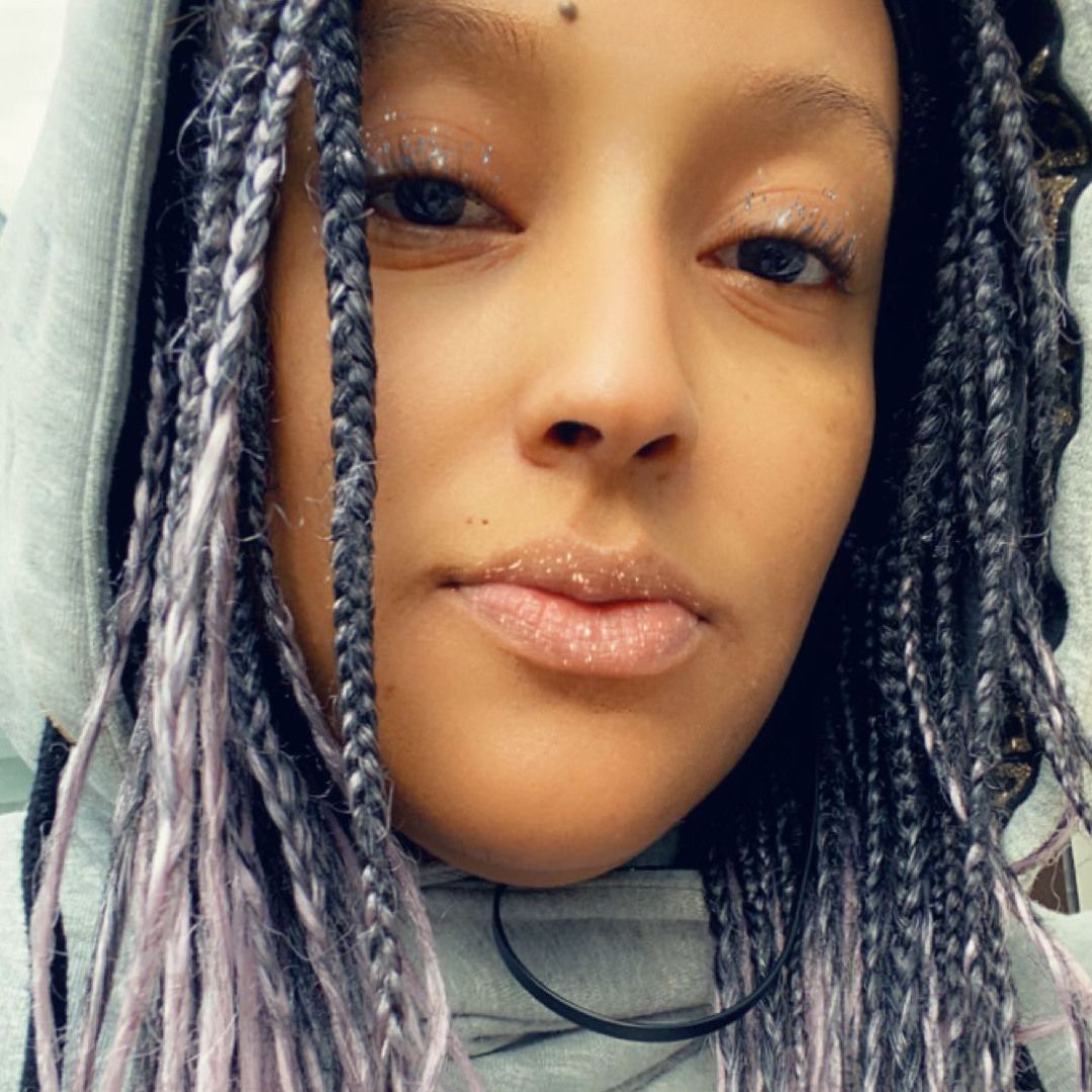 Lucy Shields's Instagram, Twitter & Facebook on IDCrawl