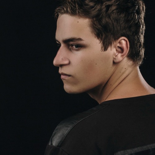 Stream PAVESI music | Listen to songs, albums, playlists for free on ...