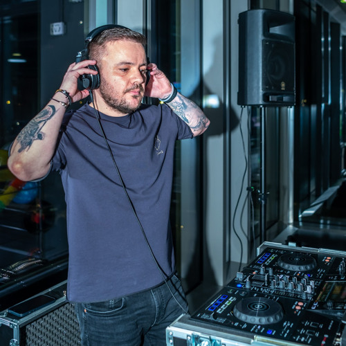 Stream Escape DJ music | Listen to songs, albums, playlists for free on ...