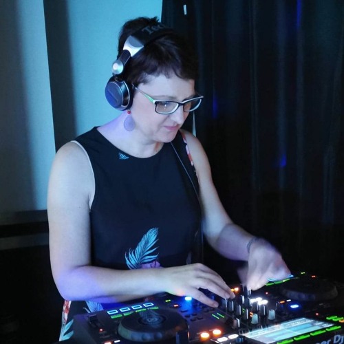 Stream Dj Emma music | Listen to songs, albums, playlists for free on ...