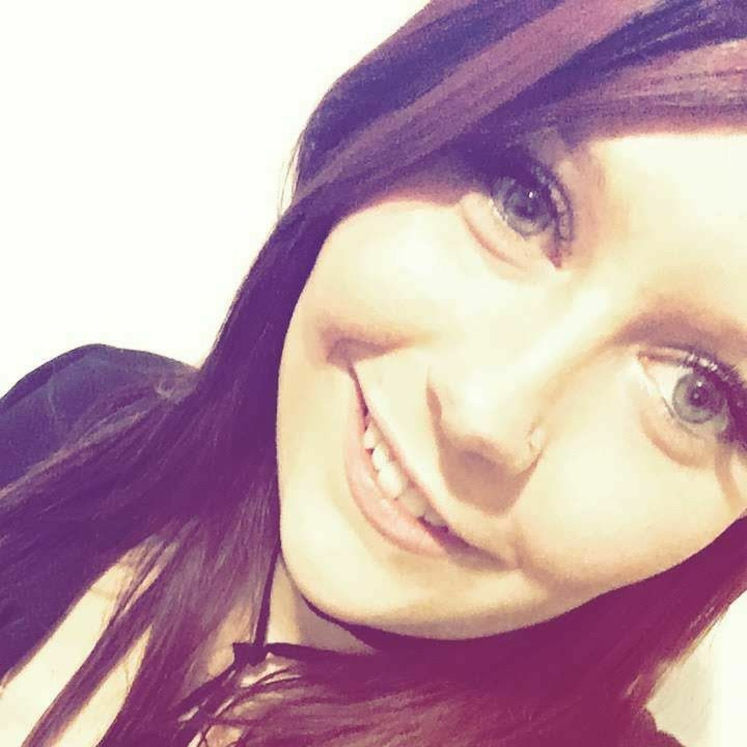 Stream Alyssa Lea | Listen to Mum's Kitchen playlist online for free on ...