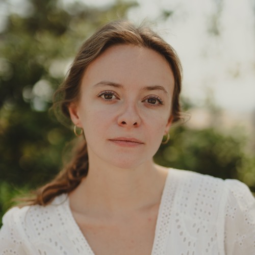 Stream Louison Bergman - Comédienne / voix off music | Listen to songs ...