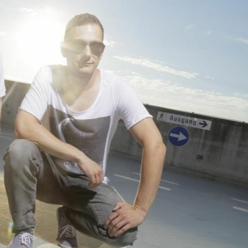 Stream Roman Schulz (Official) music | Listen to songs, albums ...