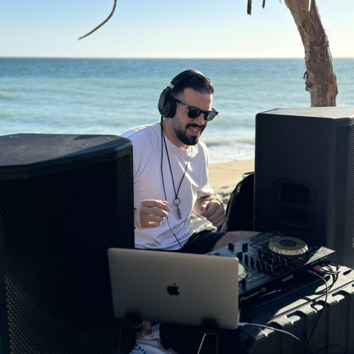 Stream Roham.A music | Listen to songs, albums, playlists for free on ...