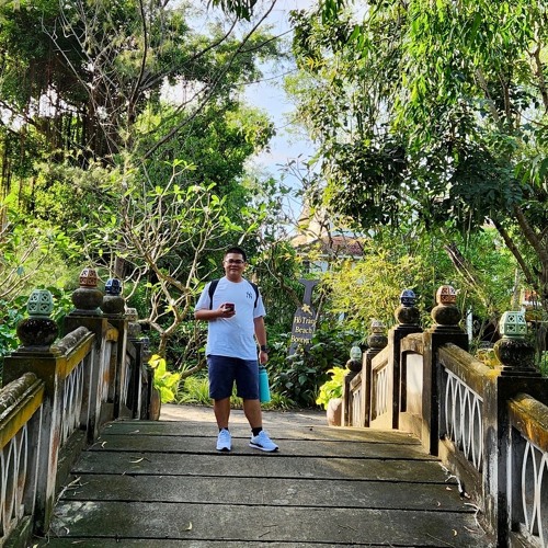 Stream Gage Quach music | Listen to songs, albums, playlists for free on SoundCloud