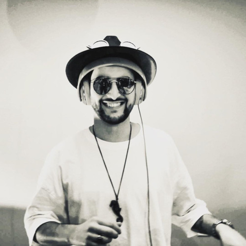 Stream Niko Cosmo - Make It Clap Vs. Where Are U Now (Niko Cosmo Mash ... Stream Niko Cosmo - Make It Clap Vs. Where Are U Now (Niko Cosmo Mash ...