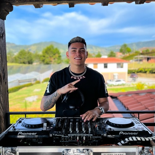 Stream Dj Alex Henao music | Listen to songs, albums, playlists for ...