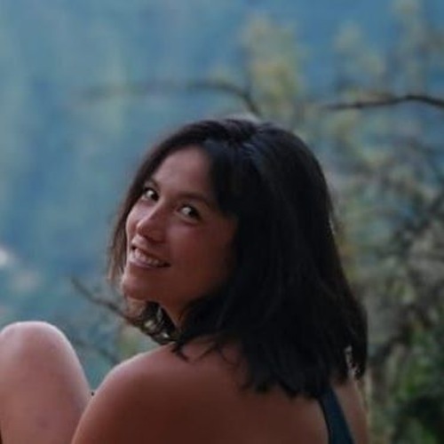 Stream Pourquoi aller en immersion ? (Delphine) by Delphine Ly | Listen ...