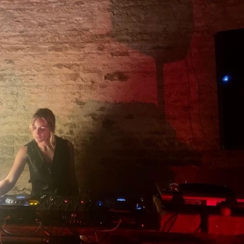 Stream Léonie music | Listen to songs, albums, playlists for free on ...