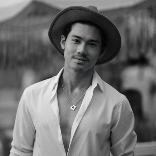 Stream Dai Lo music | Listen to songs, albums, playlists for free on ...