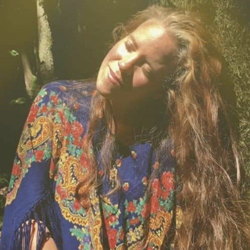 Stream Anna "Annizia Rose" music | Listen to songs, albums, playlists ...