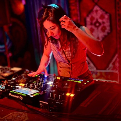 Stream Randa Rawas music | Listen to songs, albums, playlists for free ...