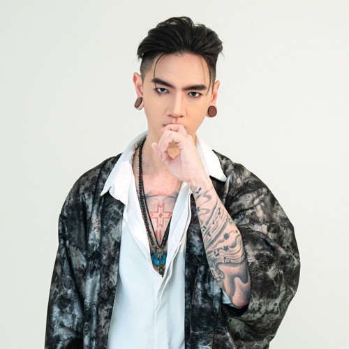 Stream Bee C music | Listen to songs, albums, playlists for free on ...