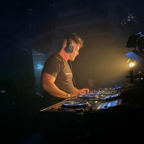 Stream 𝙲𝚛𝚢𝚜𝚝𝚊𝚕 𝙺𝚒𝚌𝚔𝚜 music | Listen to songs, albums, playlists for ...