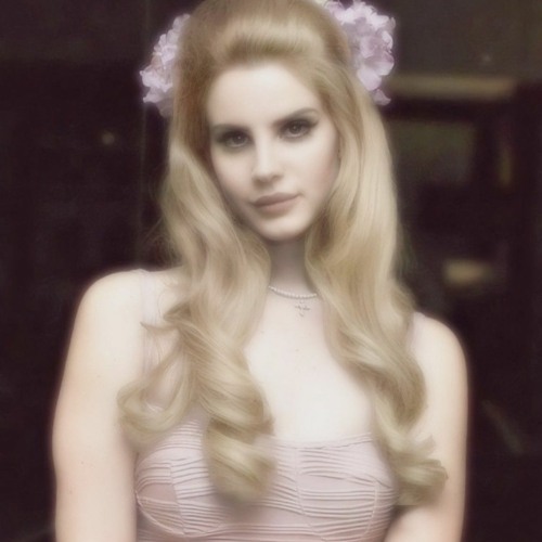 Stream august (Taylor's vers) (Feat. More Lana) music | Listen to songs ...