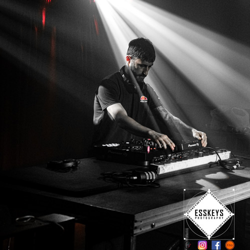 Stream ASH SHAW 🎧😮‍💨 music | Listen to songs, albums, playlists for ...