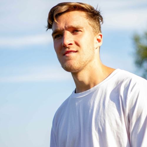 Stream Loïc music | Listen to songs, albums, playlists for free on ...