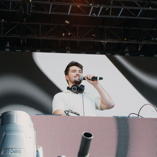 Stream BEESE music | Listen to songs, albums, playlists for free on ...