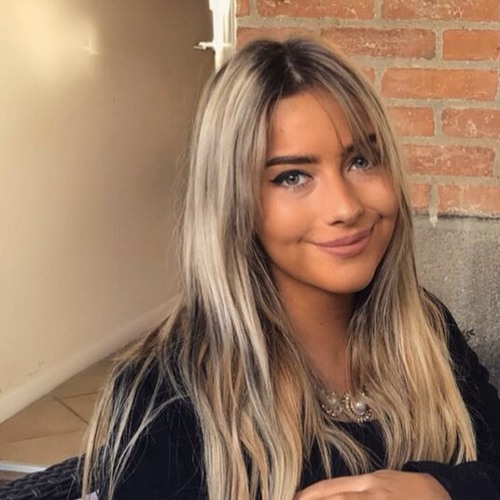 Amelia Coe's Instagram, Twitter & Facebook on IDCrawl