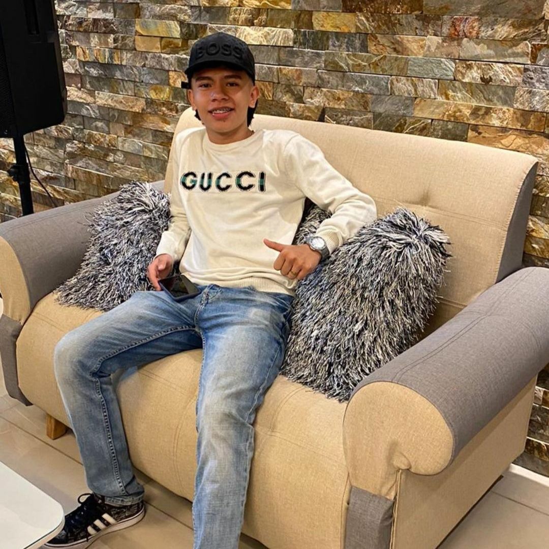 Stream Samuel Diaz music | Listen to songs, albums, playlists for free ...