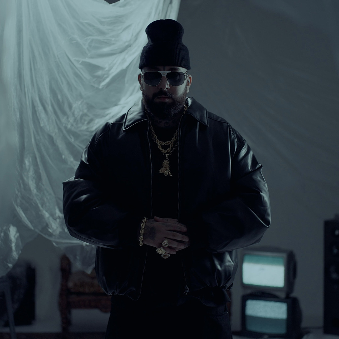 Stream VINAK music | Listen to songs, albums, playlists for free on ...