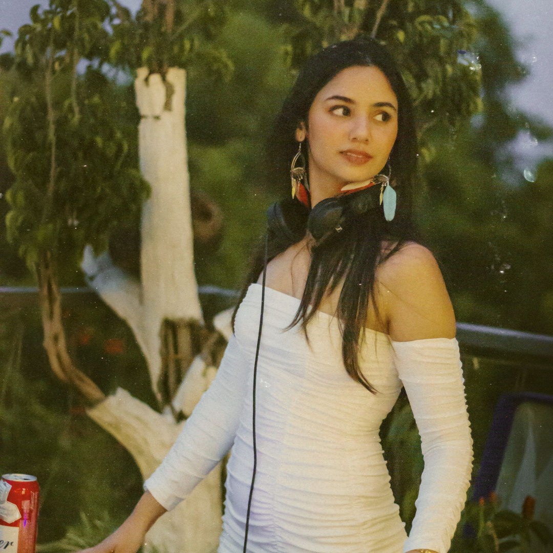 Stream DJ Luna music | Listen to songs, albums, playlists for free on ...