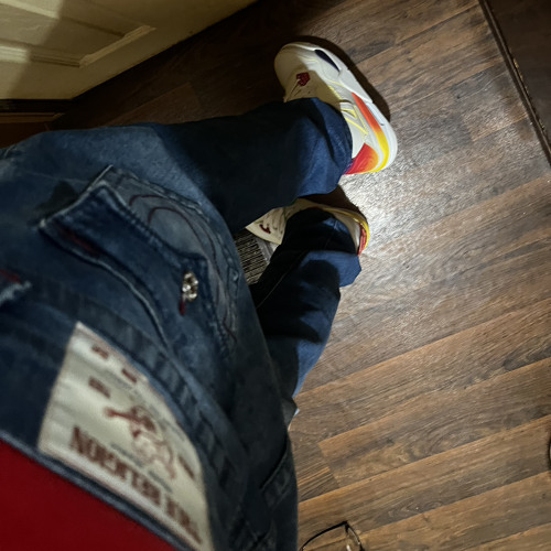 Stream LaRay music | Listen to songs, albums, playlists for free on ...