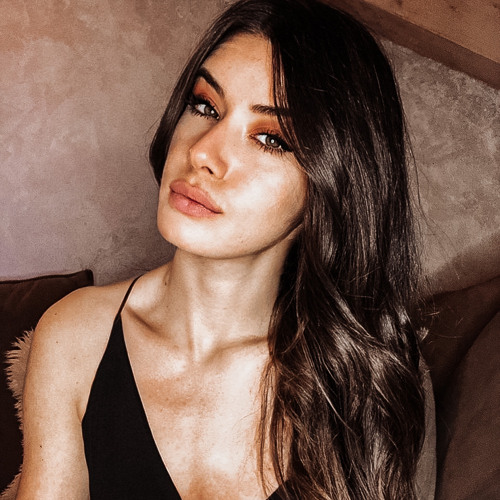 Stream Elisabetta music | Listen to songs, albums, playlists for free ...