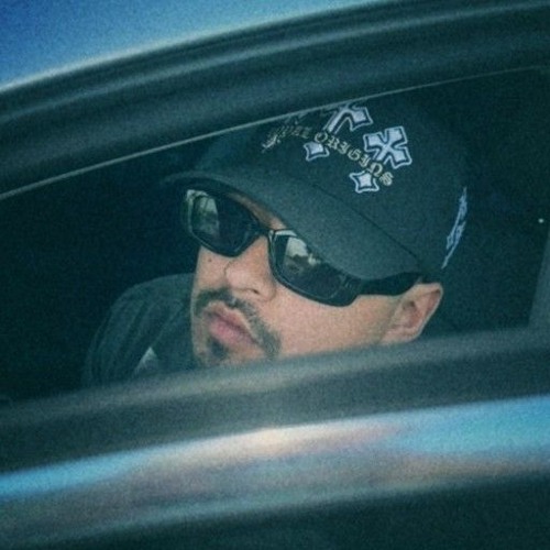 Stream R2RO music | Listen to songs, albums, playlists for free on ...